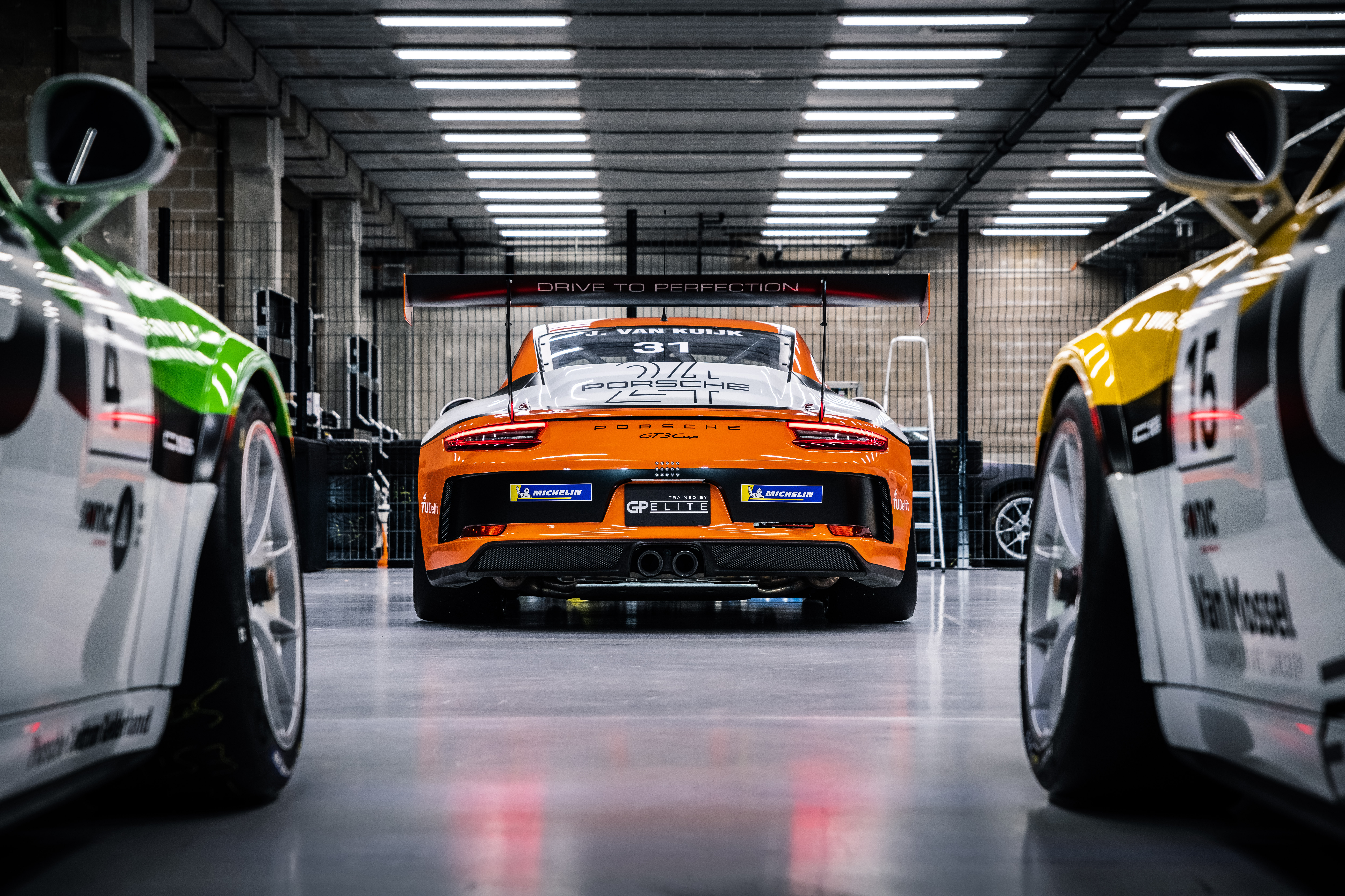 Factory built race cars | GP Elite