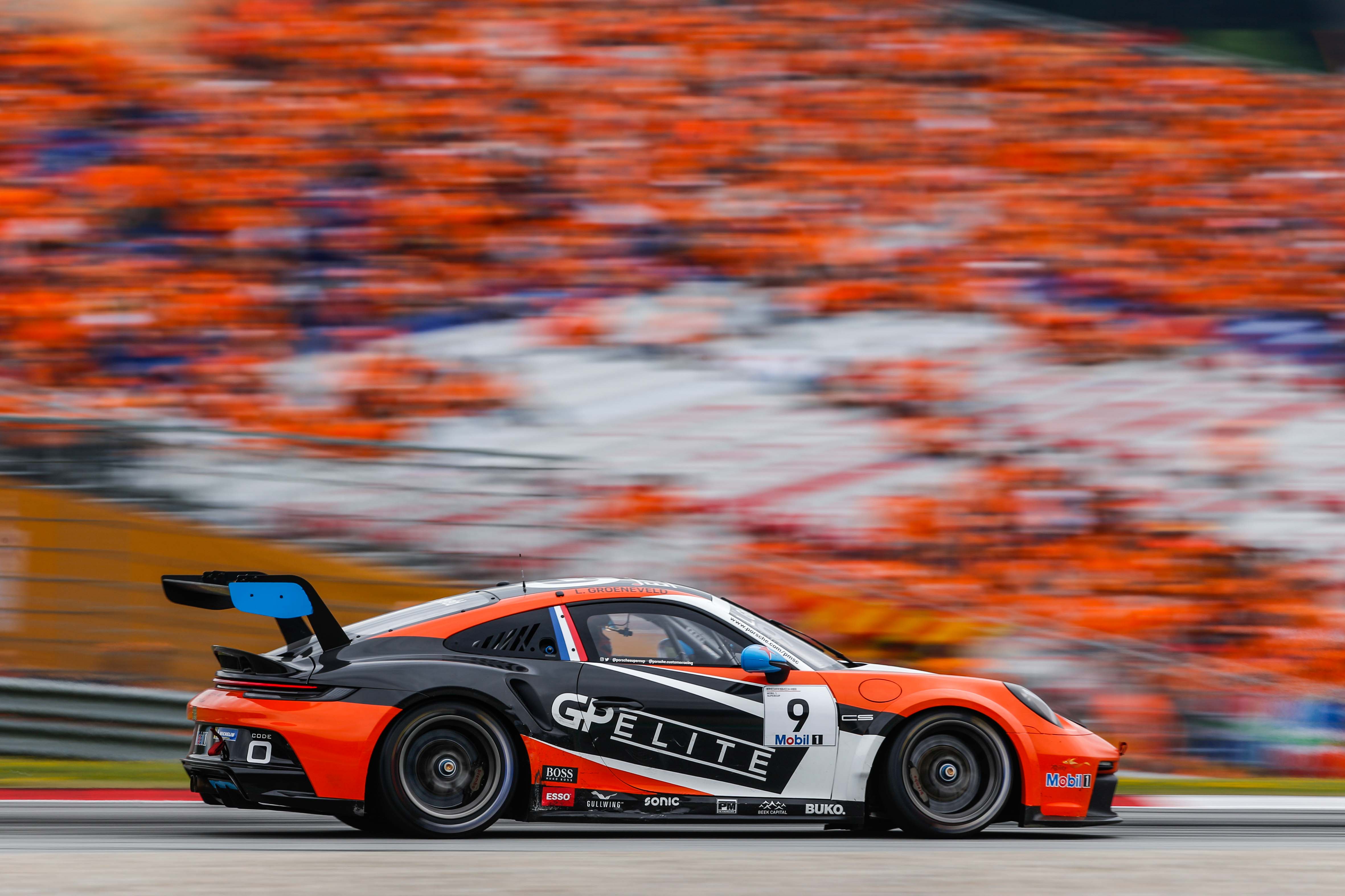 Porsche Mobil 1 Supercup | GP Elite